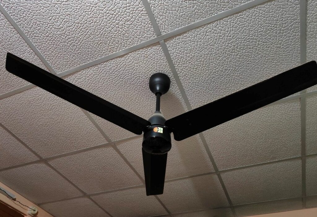 BLDC Vs Normal Ceiling Fan - Power Consumption Guide